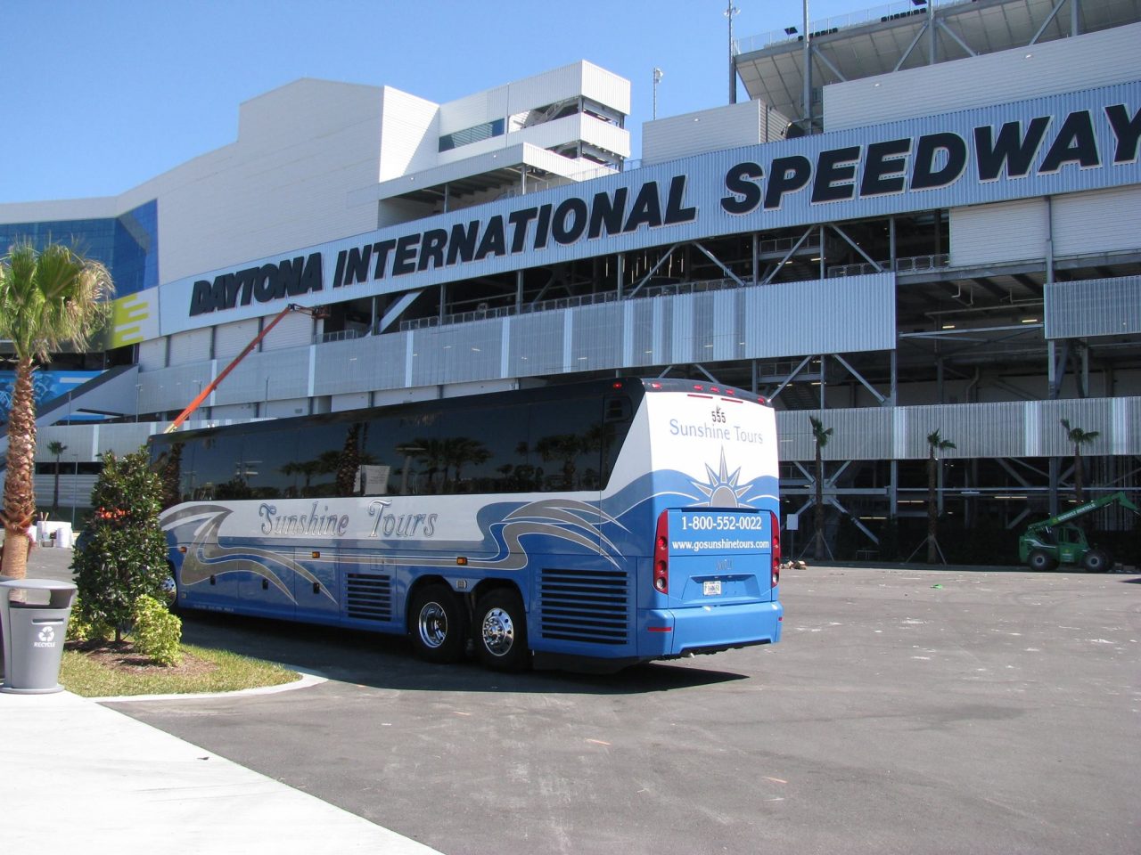 Job Opportunities - Sunshine Tours